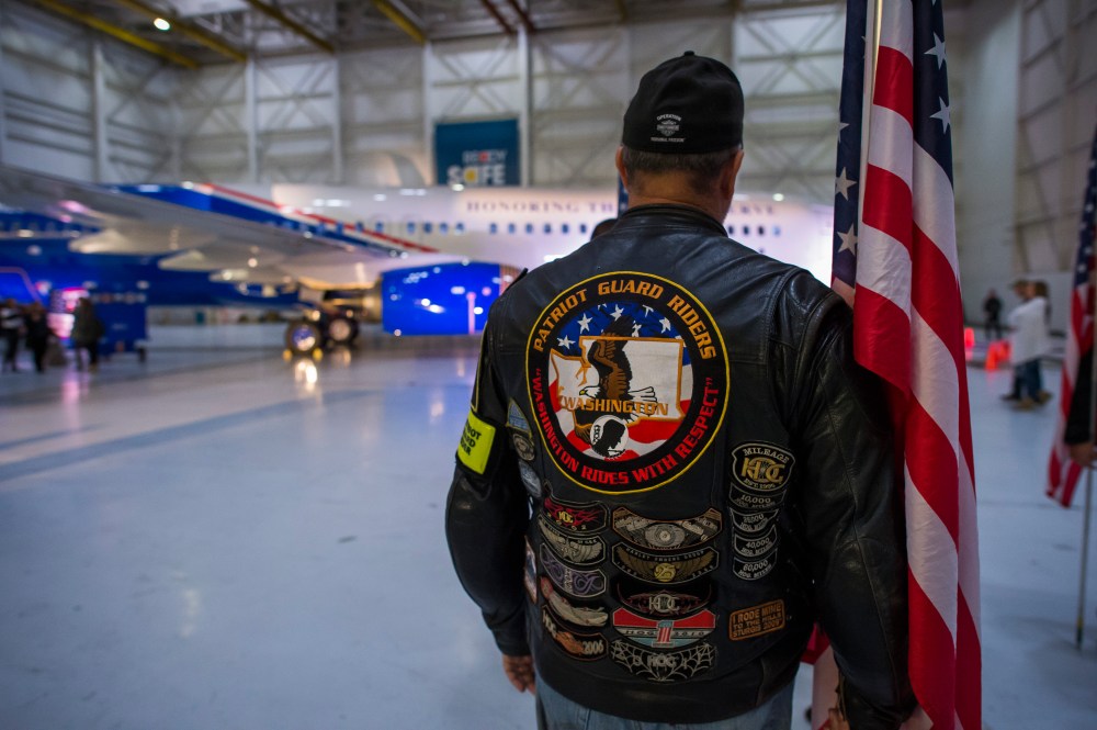 Honoring those who serve: Alaska Airlines unveils its newest livery ...