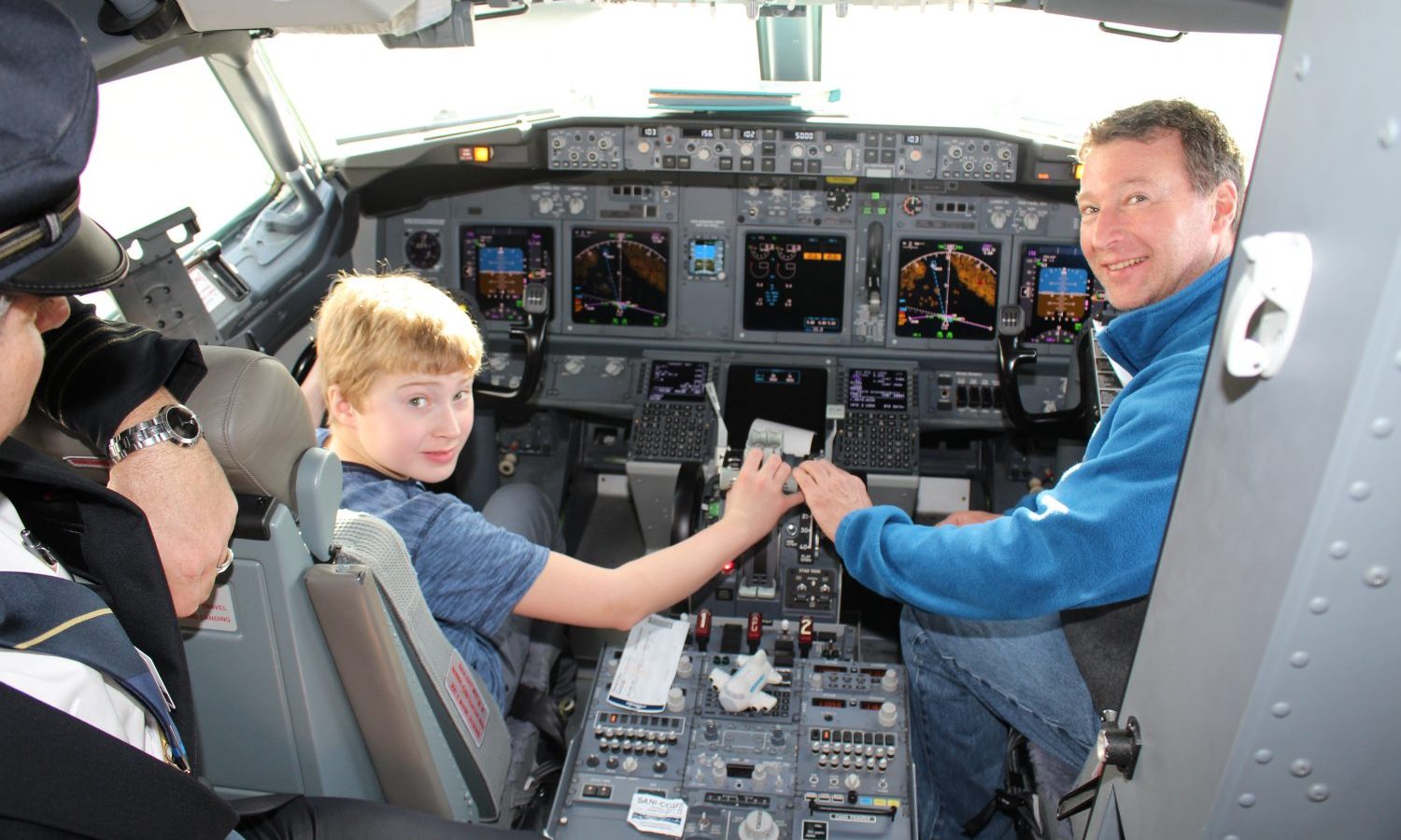 Airport rehearsal helps children with autism practice traveling ...