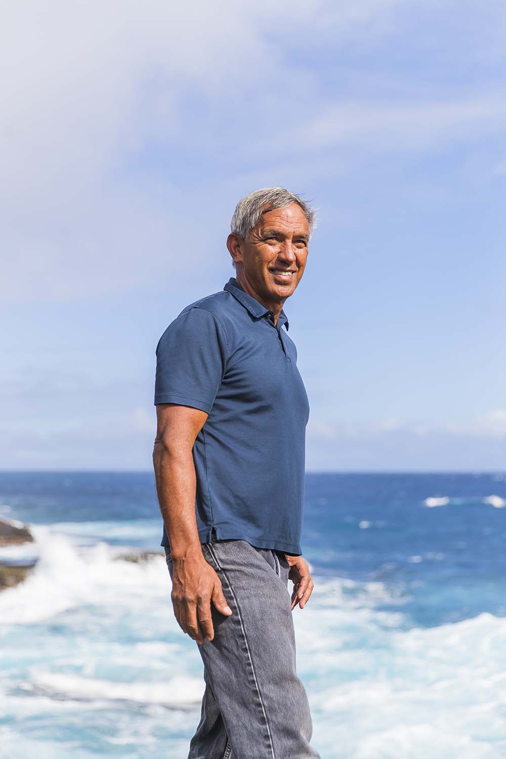 Finding the Way: Nainoa Thompson, navigates open seas and cultural ...