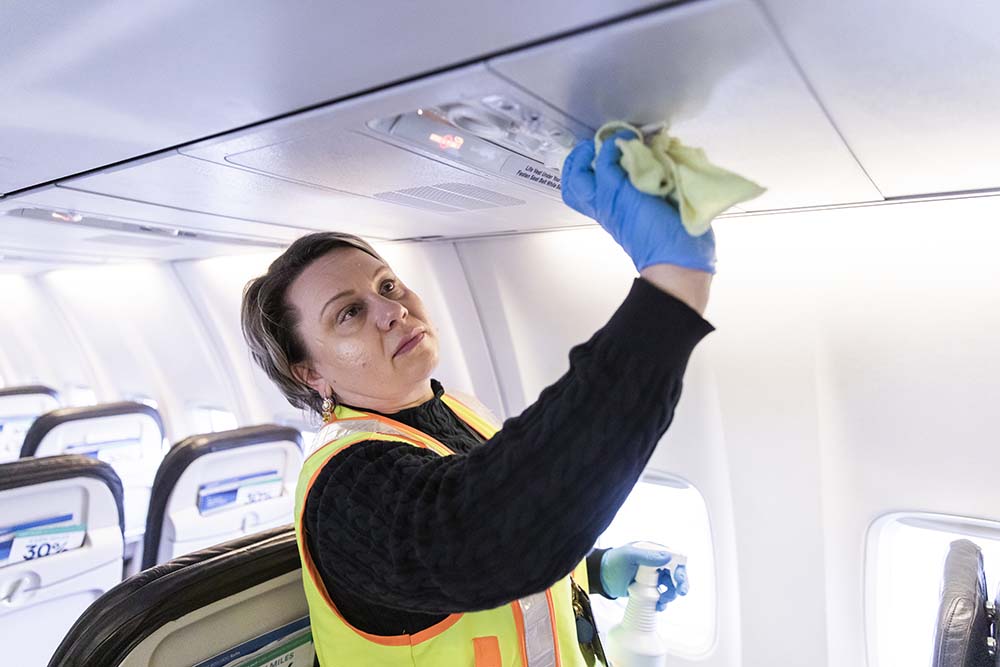 Photos: Aircraft, enhanced cleaning, cabin air - Alaska Airlines ...
