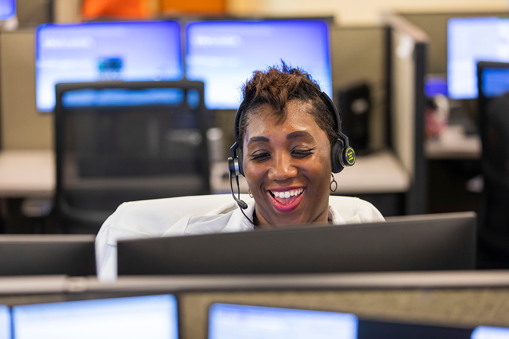 Our reservation agents are here for you nonstop - Alaska Airlines ...