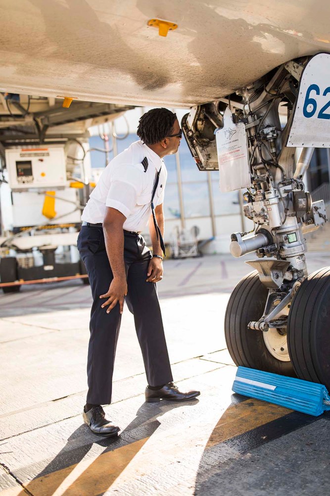 Alaska pilots are inspiring the next generation of flying in Compton ...