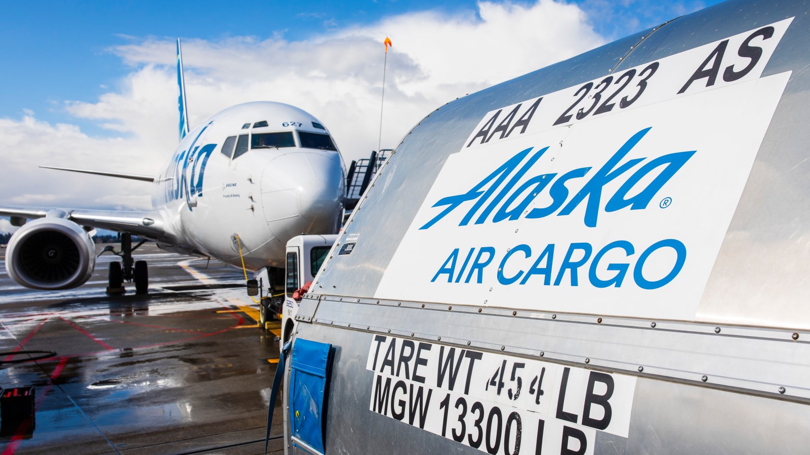 Alaska Air Cargo - Boeing 737-800F - Alaska Airlines, Hawaiian Airlines ...