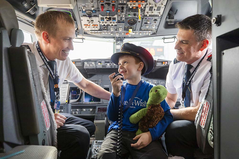 Alaska Airlines’ sustainability report champions climate action, social ...