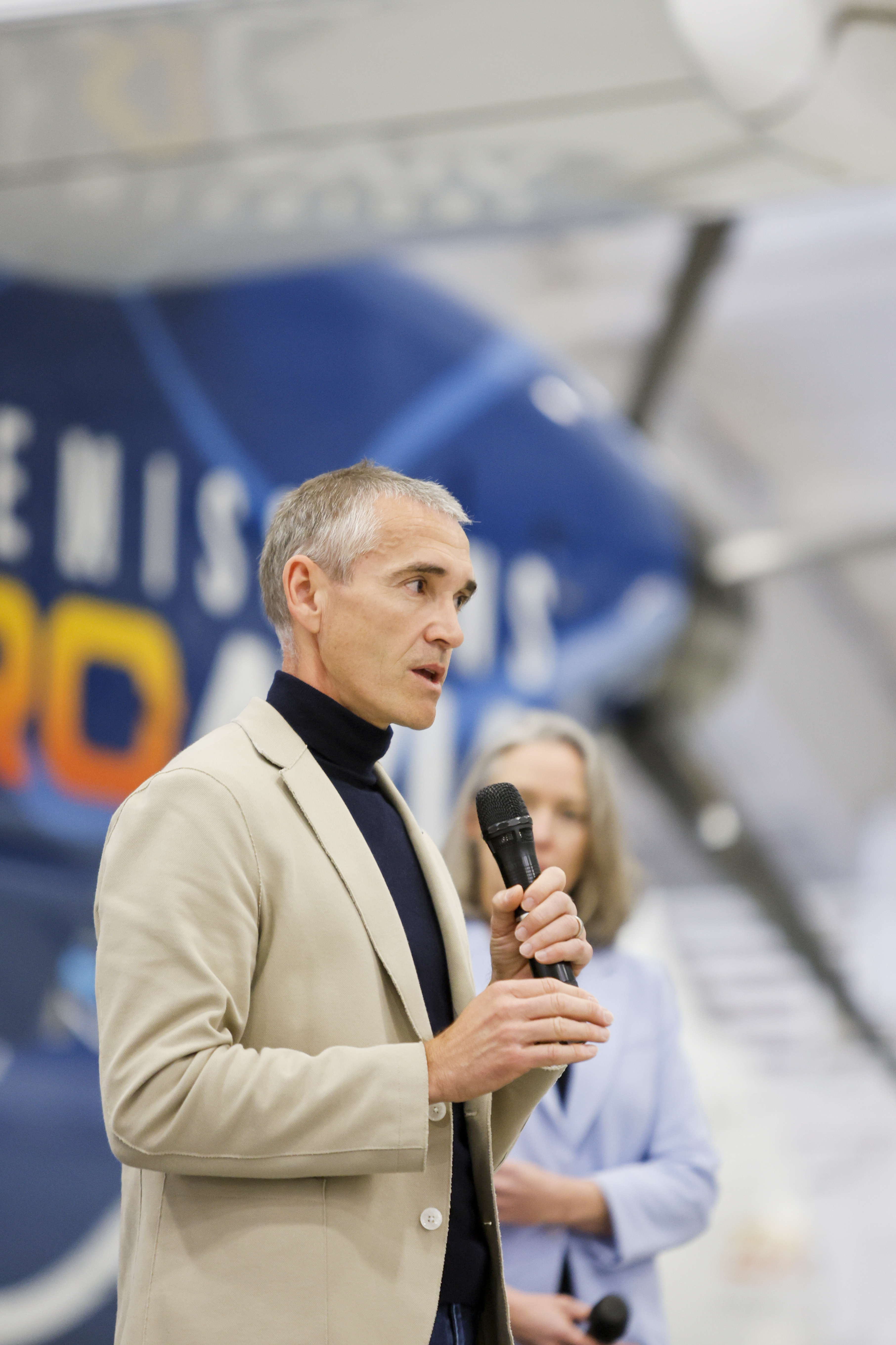Alaska Airlines and ZeroAvia begin developing world’s largest zero ...