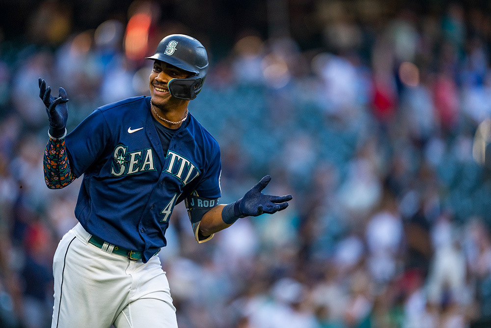 How Seattle Mariners' Julio Rodriguez can score you a flight on Alaska ...