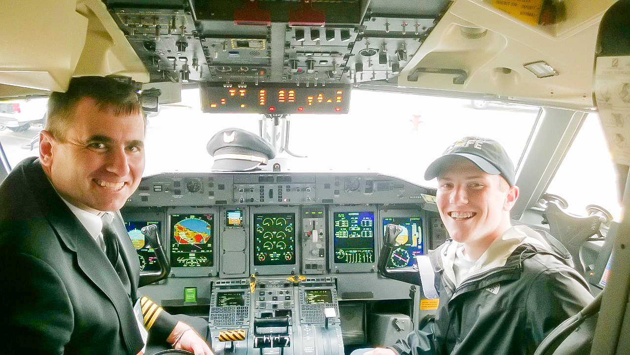 Want to fly? How to become a pilot with Alaska Airlines and Horizon Air ...