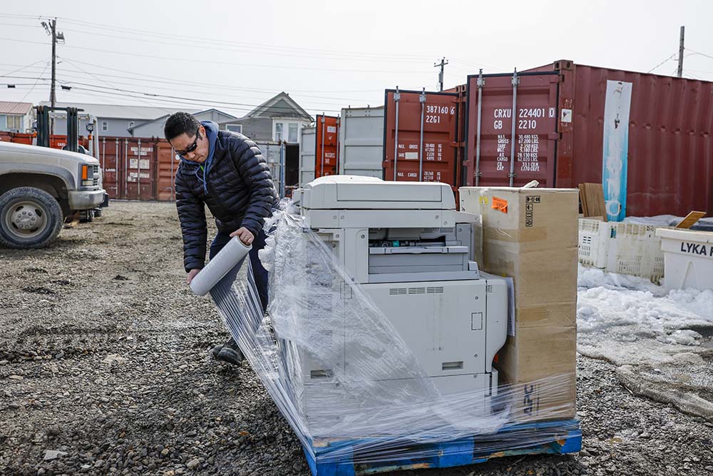 Alaska Airlines employee sparks innovative recycling tactic in Nome ...