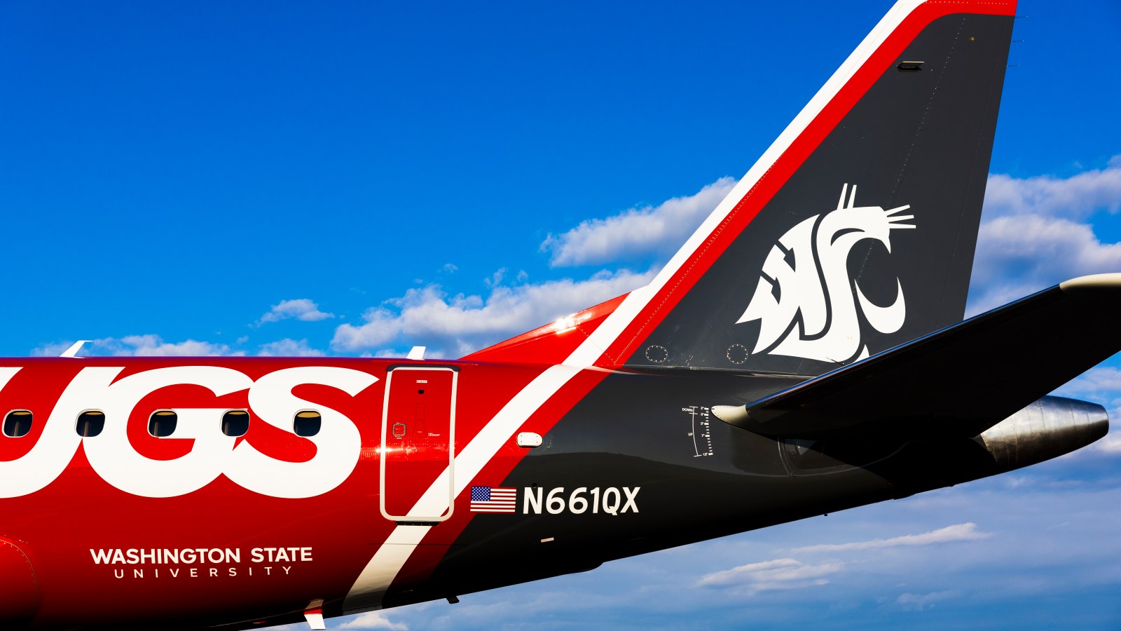 "Go Cougs" Aircraft - Alaska Airlines, Hawaiian Airlines and Horizon Air