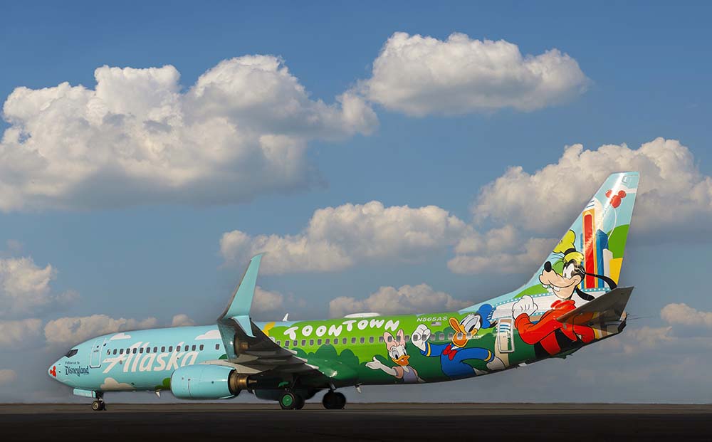Mickey’s Toontown Express Livery - Boeing 737-800 - Alaska Airlines ...