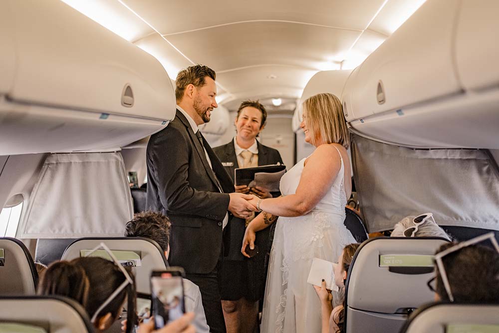 Love is in the air: Couple gets married on an Alaska Airlines flight ...