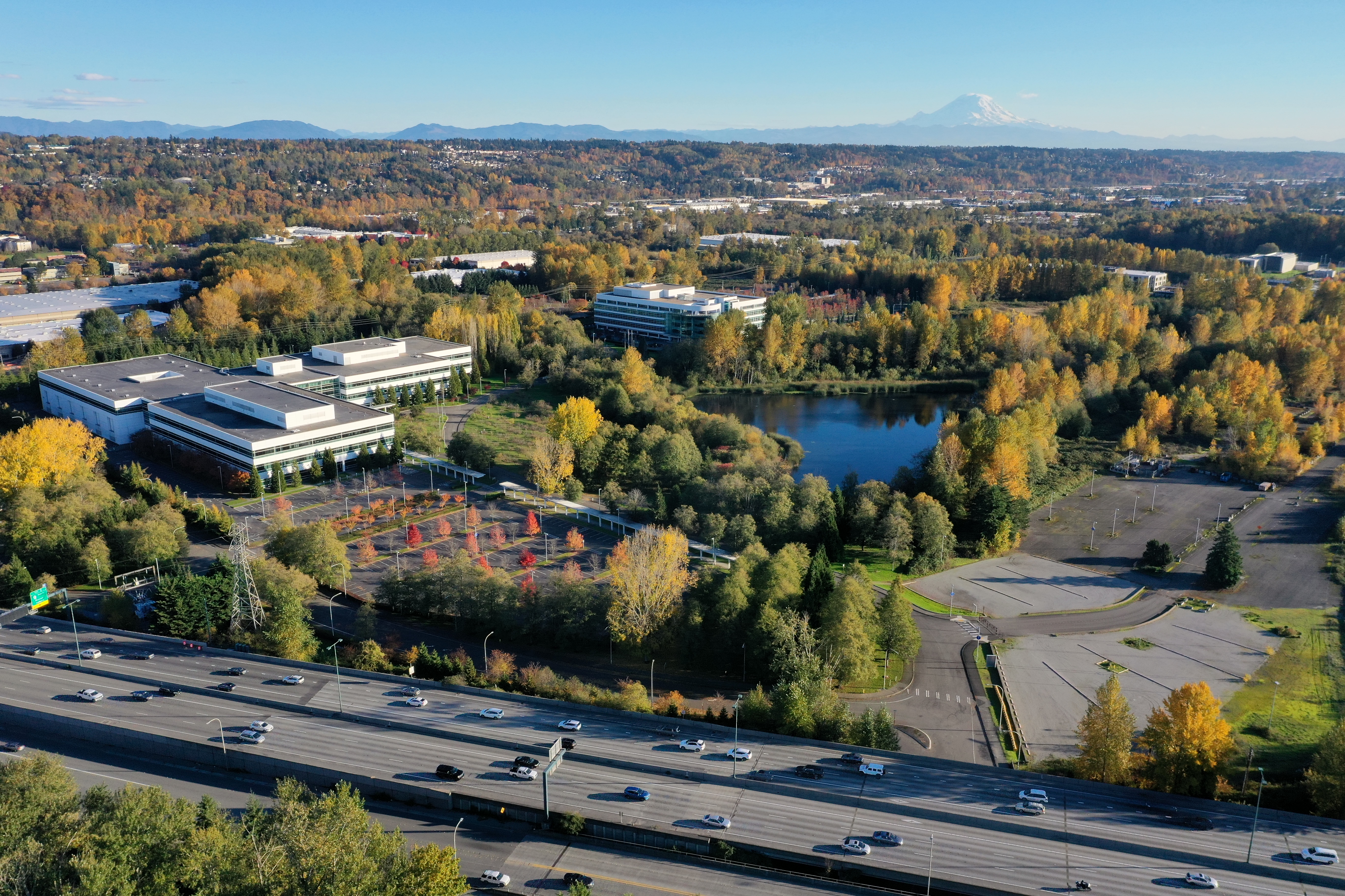 Alaska Airlines invests in new world-class training facility to support ...