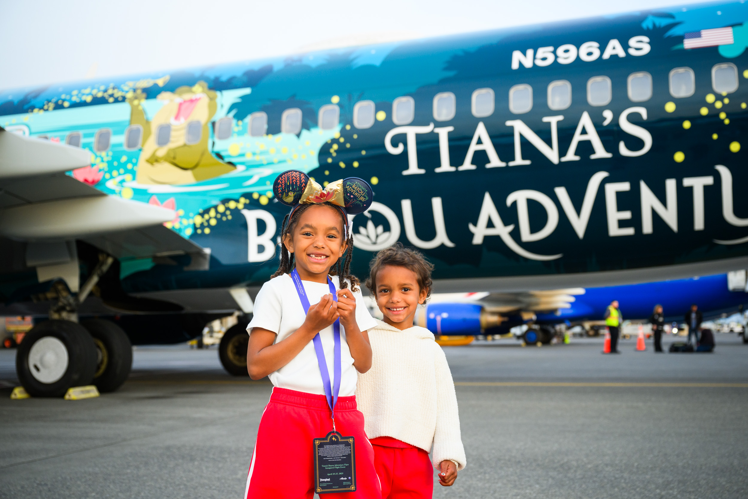 Alaska Airlines newest livery, Tiana’s Bayou Adventure Flyer ...