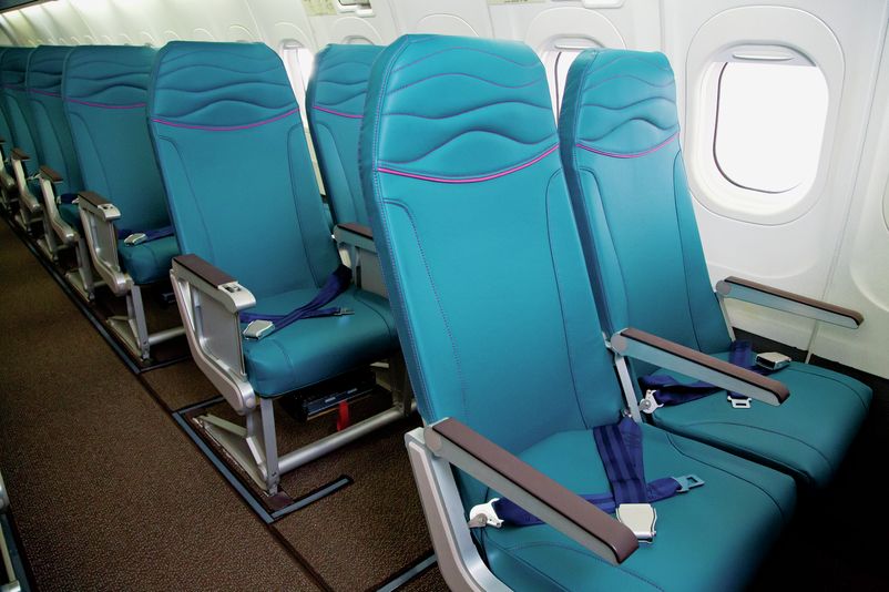 Boeing 717 Main Cabin - Alaska Airlines, Hawaiian Airlines and Horizon Air